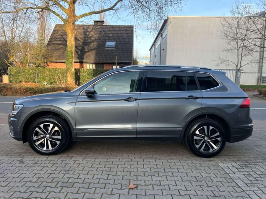 Grey Volkswagen Tiguan Allspace 2020 in Kaunas, with an engine capacity of 2.00 L and mileage of 97 thousand km for 28570 €, photo 7 on AUTOMOTO.COM.LV