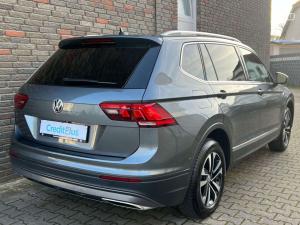 Grey Volkswagen Tiguan Allspace 2020 in Kaunas, with an engine capacity of 2.00 L and mileage of 97 thousand km for 28570 €, photo 10 on AUTOMOTO.COM.LV