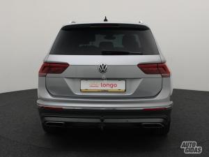 Grey Volkswagen Tiguan Allspace 2020 in Vilnius, with an engine capacity of 2.00 L and mileage of 205 thousand km for 20799 €, photo 5 on AUTOMOTO.COM.LV