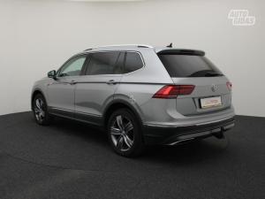Grey Volkswagen Tiguan Allspace 2020 in Vilnius, with an engine capacity of 2.00 L and mileage of 205 thousand km for 20799 €, photo 7 on AUTOMOTO.COM.LV