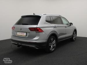 Grey Volkswagen Tiguan Allspace 2020 in Vilnius, with an engine capacity of 2.00 L and mileage of 205 thousand km for 20799 €, photo 8 on AUTOMOTO.COM.LV