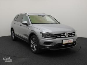 Grey Volkswagen Tiguan Allspace 2020 in Vilnius, with an engine capacity of 2.00 L and mileage of 205 thousand km for 20799 €, photo 10 on AUTOMOTO.COM.LV
