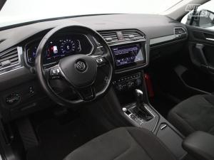 Grey Volkswagen Tiguan Allspace 2020 in Vilnius, with an engine capacity of 2.00 L and mileage of 205 thousand km for 20799 €, photo 16 on AUTOMOTO.COM.LV