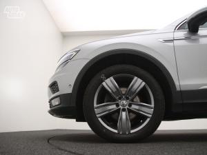 Grey Volkswagen Tiguan Allspace 2020 in Vilnius, with an engine capacity of 2.00 L and mileage of 205 thousand km for 20799 €, photo 28 on AUTOMOTO.COM.LV