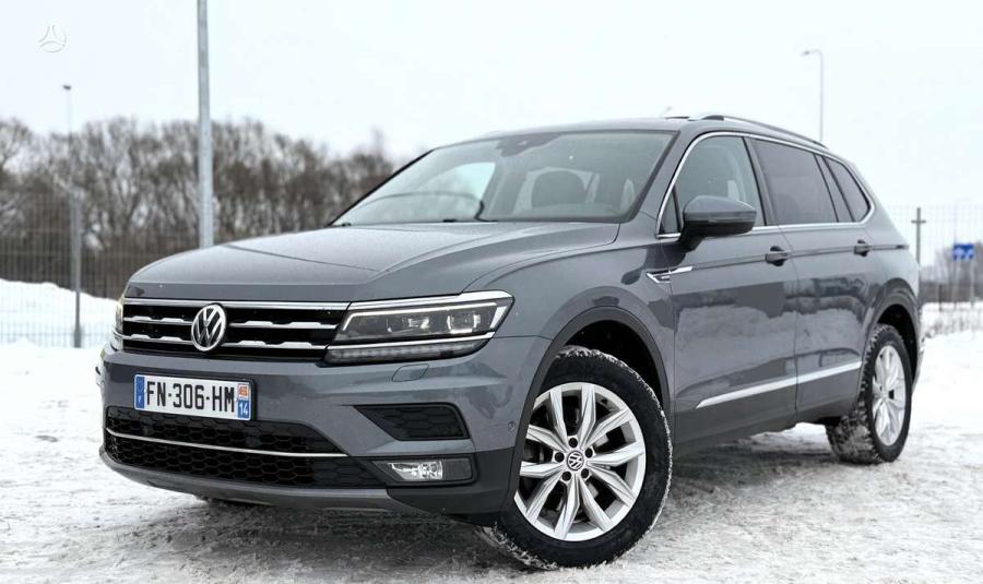 Pelēks Volkswagen Tiguan Allspace 2020 Tauragė, ar dzinēja tilpumu 1.97 L un nobraukumu 178 tūkst. km par 17900 €, foto 1 vietnē AUTOMOTO.COM.LV