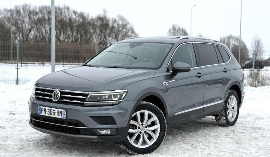 Pelēks Volkswagen Tiguan Allspace 2020 Tauragė, ar dzinēja tilpumu 1.97 L un nobraukumu 178 tūkst. km par 17900 €, foto 5 vietnē AUTOMOTO.COM.LV