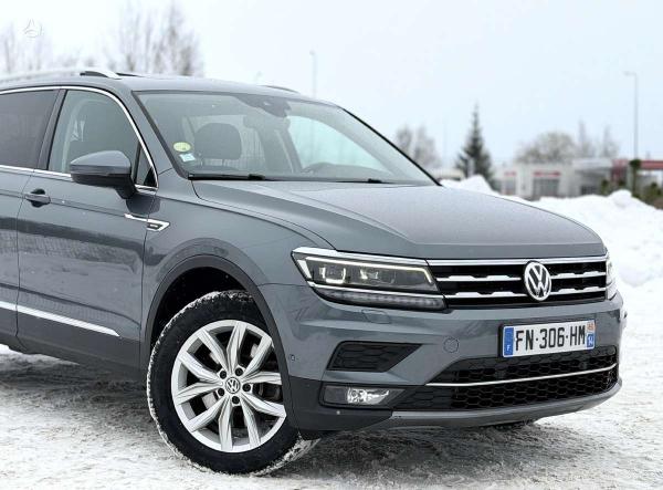 Pelēks Volkswagen Tiguan Allspace 2020 Tauragė, ar dzinēja tilpumu 1.97 L un nobraukumu 178 tūkst. km par 17900 €, foto 8 vietnē AUTOMOTO.COM.LV