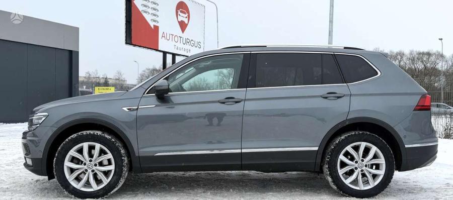 Pelēks Volkswagen Tiguan Allspace 2020 Tauragė, ar dzinēja tilpumu 1.97 L un nobraukumu 178 tūkst. km par 17900 €, foto 9 vietnē AUTOMOTO.COM.LV