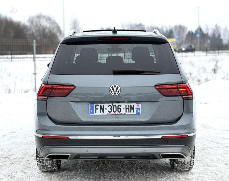 Pelēks Volkswagen Tiguan Allspace 2020 Tauragė, ar dzinēja tilpumu 1.97 L un nobraukumu 178 tūkst. km par 17900 €, foto 17 vietnē AUTOMOTO.COM.LV