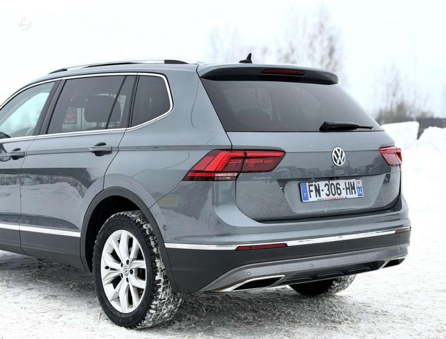 Pelēks Volkswagen Tiguan Allspace 2020 Tauragė, ar dzinēja tilpumu 1.97 L un nobraukumu 178 tūkst. km par 17900 €, foto 20 vietnē AUTOMOTO.COM.LV
