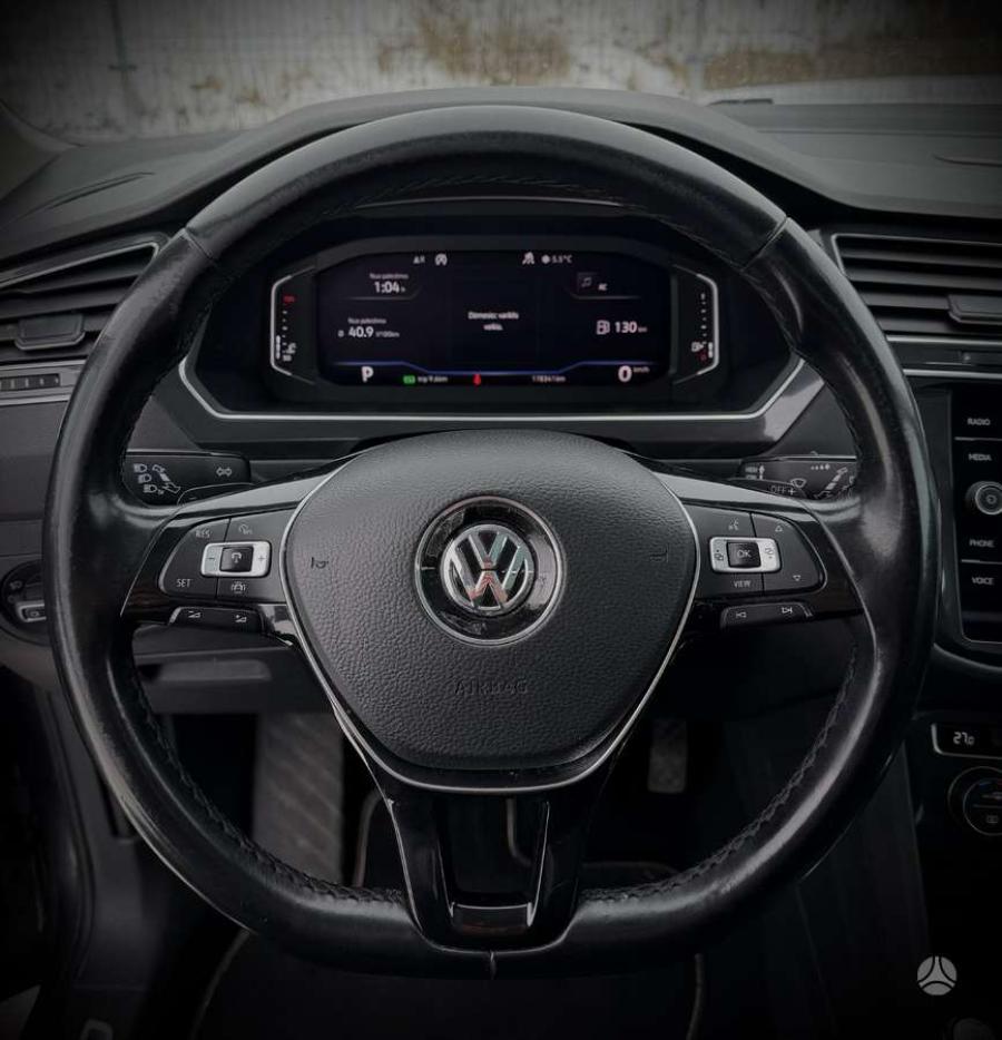 Pelēks Volkswagen Tiguan Allspace 2020 Tauragė, ar dzinēja tilpumu 1.97 L un nobraukumu 178 tūkst. km par 17900 €, foto 34 vietnē AUTOMOTO.COM.LV