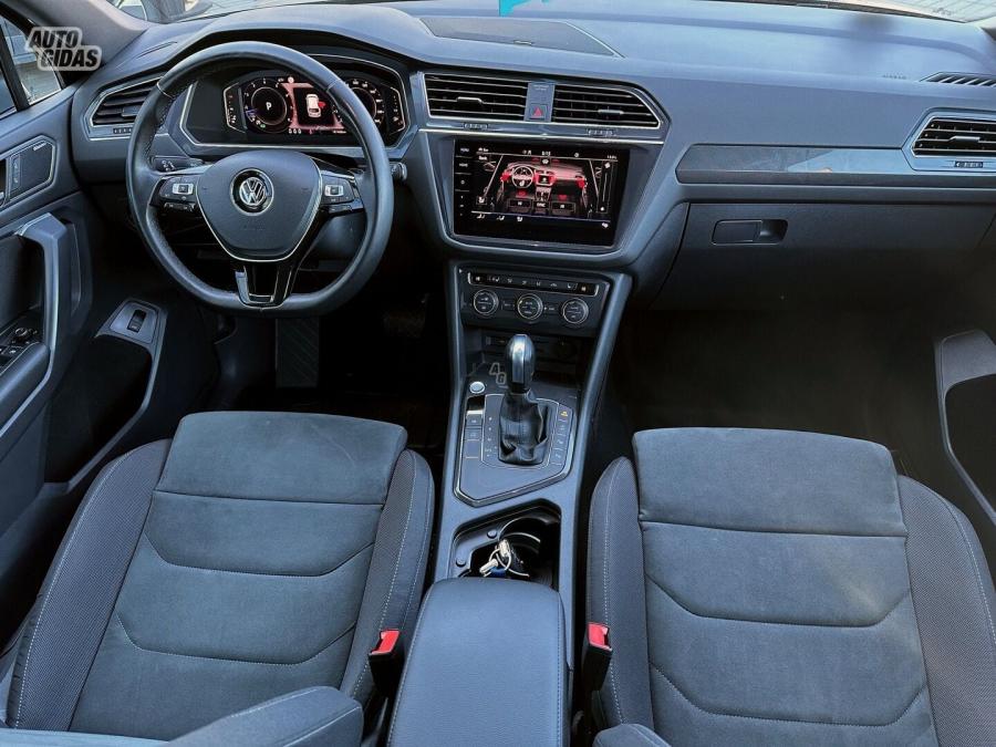 Pelēks Volkswagen Tiguan Allspace 2020 Kauņa, ar dzinēja tilpumu 1.50 L un nobraukumu 187 tūkst. km par 20900 €, foto 21 vietnē AUTOMOTO.COM.LV
