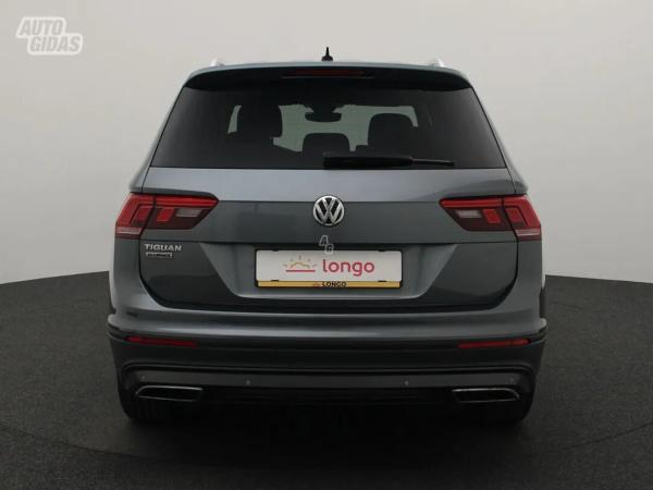 Pelēks Volkswagen Tiguan Allspace 2020 Viļņa, ar dzinēja tilpumu 2.00 L un nobraukumu 163 tūkst. km par 20899 €, foto 5 vietnē AUTOMOTO.COM.LV