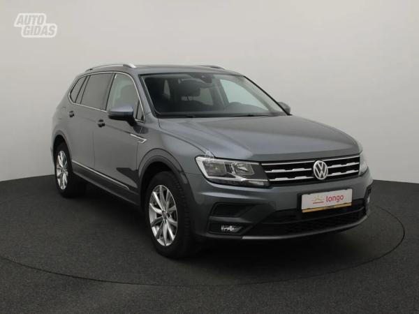 Pelēks Volkswagen Tiguan Allspace 2020 Viļņa, ar dzinēja tilpumu 2.00 L un nobraukumu 163 tūkst. km par 20899 €, foto 10 vietnē AUTOMOTO.COM.LV
