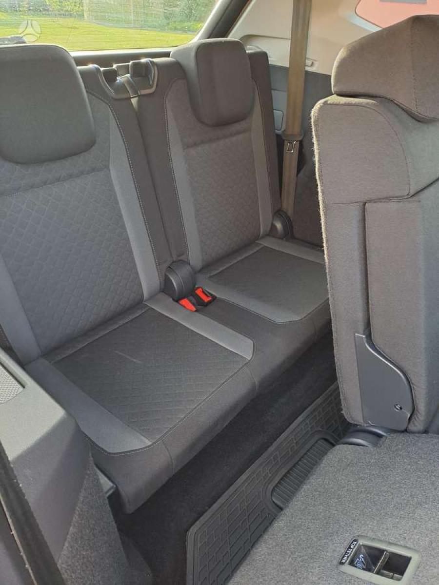 Grey Volkswagen Tiguan Allspace 2020 in Klaipeda, with an engine capacity of 1.98 L and mileage of 75 thousand km for 16800 €, photo 15 on AUTOMOTO.COM.LV