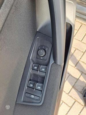 Grey Volkswagen Tiguan Allspace 2020 in Klaipeda, with an engine capacity of 1.98 L and mileage of 75 thousand km for 16800 €, photo 18 on AUTOMOTO.COM.LV