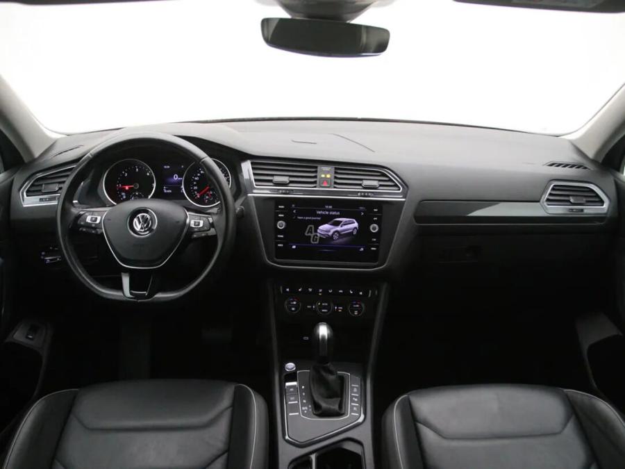 Pelēks Volkswagen Tiguan Allspace 2021 Viļņa, ar dzinēja tilpumu 2.00 L un nobraukumu 101 tūkst. km par 25499 €, foto 3 vietnē AUTOMOTO.COM.LV