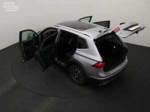 Pelēks Volkswagen Tiguan Allspace 2021 Viļņa, ar dzinēja tilpumu 2.00 L un nobraukumu 101 tūkst. km par 25499 €, foto 14 vietnē AUTOMOTO.COM.LV