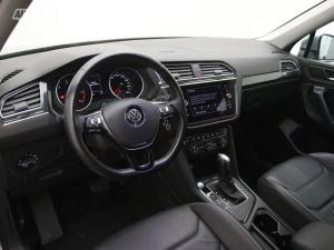Pelēks Volkswagen Tiguan Allspace 2021 Viļņa, ar dzinēja tilpumu 2.00 L un nobraukumu 101 tūkst. km par 25499 €, foto 17 vietnē AUTOMOTO.COM.LV