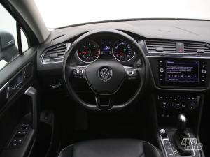 Pelēks Volkswagen Tiguan Allspace 2021 Viļņa, ar dzinēja tilpumu 2.00 L un nobraukumu 101 tūkst. km par 25499 €, foto 18 vietnē AUTOMOTO.COM.LV