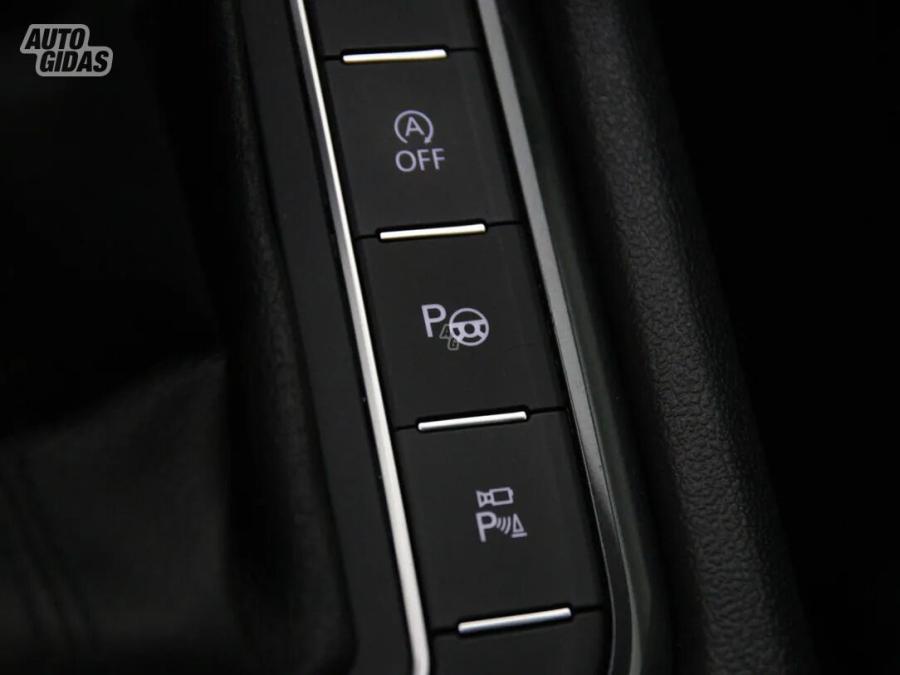 Pelēks Volkswagen Tiguan Allspace 2021 Viļņa, ar dzinēja tilpumu 2.00 L un nobraukumu 101 tūkst. km par 25499 €, foto 32 vietnē AUTOMOTO.COM.LV