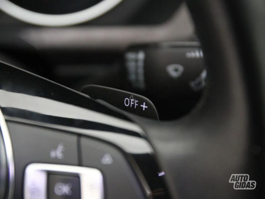 Pelēks Volkswagen Tiguan Allspace 2021 Viļņa, ar dzinēja tilpumu 2.00 L un nobraukumu 101 tūkst. km par 25499 €, foto 33 vietnē AUTOMOTO.COM.LV