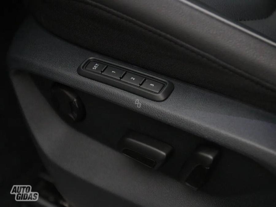 Pelēks Volkswagen Tiguan Allspace 2021 Viļņa, ar dzinēja tilpumu 2.00 L un nobraukumu 101 tūkst. km par 25499 €, foto 35 vietnē AUTOMOTO.COM.LV