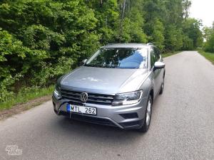 Серый Фольксваген Tiguan Allspace 2021 в Каунас, объемом двигателя 2.00 л и пробегом 31 тыс. км за 13500 €, фото 5 на AUTOMOTO.COM.LV
