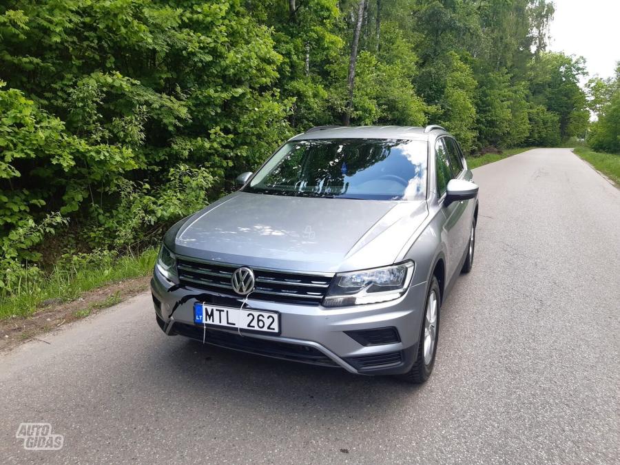 Серый Фольксваген Tiguan Allspace 2021 в Каунас, объемом двигателя 2.00 л и пробегом 31 тыс. км за 13500 €, фото 5 на AUTOMOTO.COM.LV