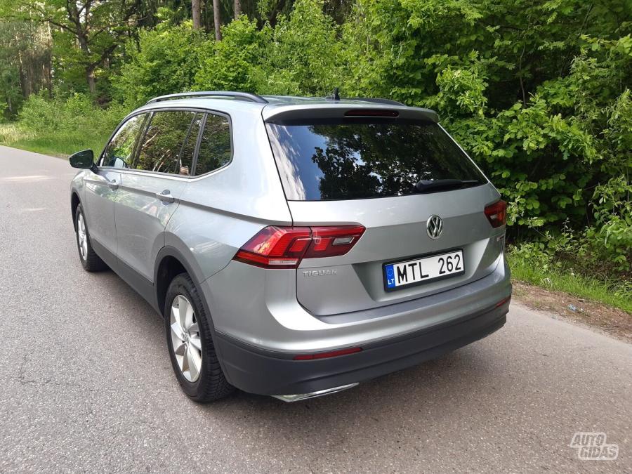 Серый Фольксваген Tiguan Allspace 2021 в Каунас, объемом двигателя 2.00 л и пробегом 31 тыс. км за 13500 €, фото 12 на AUTOMOTO.COM.LV