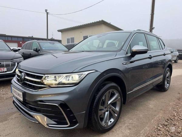 Grey Volkswagen Tiguan Allspace 2022 in Vilnius, with an engine capacity of 2.00 L and mileage of 128 thousand km for 31800 €, photo 1 on AUTOMOTO.COM.LV