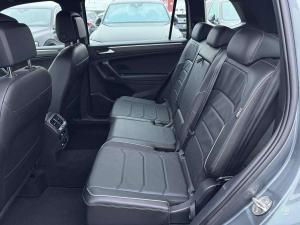 Grey Volkswagen Tiguan Allspace 2022 in Vilnius, with an engine capacity of 2.00 L and mileage of 128 thousand km for 31800 €, photo 12 on AUTOMOTO.COM.LV