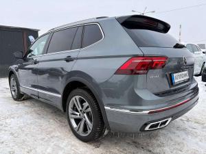 Pelēks Volkswagen Tiguan Allspace 2022 Viļņa, ar dzinēja tilpumu 2.00 L un nobraukumu 128 tūkst. km par 31200 €, foto 8 vietnē AUTOMOTO.COM.LV