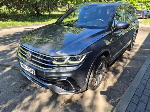 Серый Фольксваген Tiguan Allspace 2022 в Каунас, объемом двигателя 2.00 л и пробегом 173 тыс. км за 25700 €, фото 1 на AUTOMOTO.COM.LV