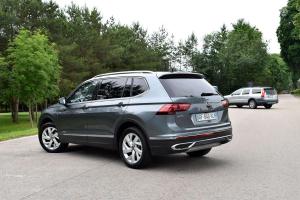 Серый Фольксваген Tiguan Allspace 2022 в Таураге, объемом двигателя 1.97 л и пробегом 230 тыс. км за 19800 €, фото 3 на AUTOMOTO.COM.LV