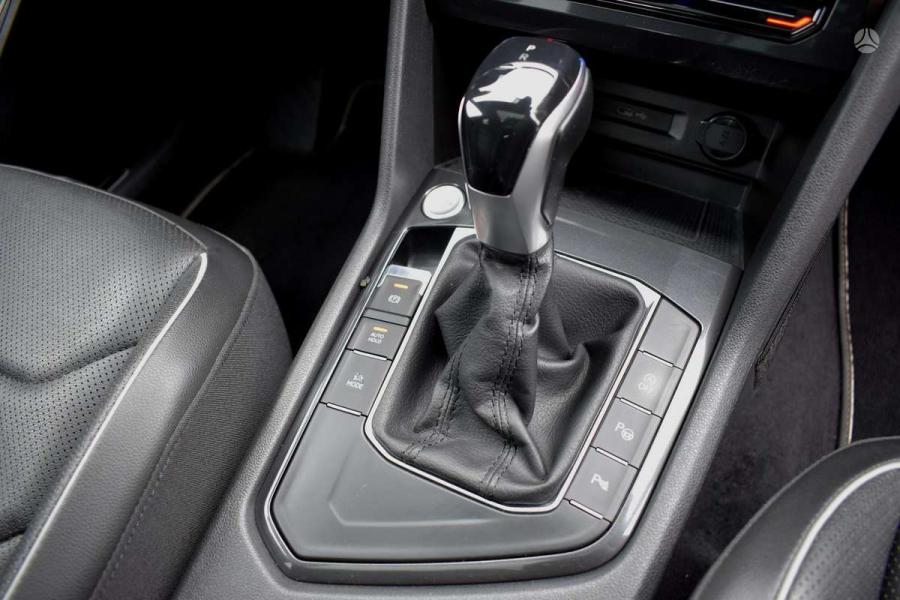 Серый Фольксваген Tiguan Allspace 2022 в Таураге, объемом двигателя 1.97 л и пробегом 230 тыс. км за 19800 €, фото 13 на AUTOMOTO.COM.LV