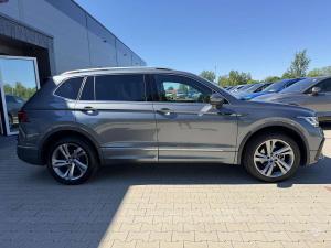 Pelēks Volkswagen Tiguan Allspace 2022 Šauļi, ar dzinēja tilpumu 1.50 L un nobraukumu 198 tūkst. km par 24990 €, foto 4 vietnē AUTOMOTO.COM.LV