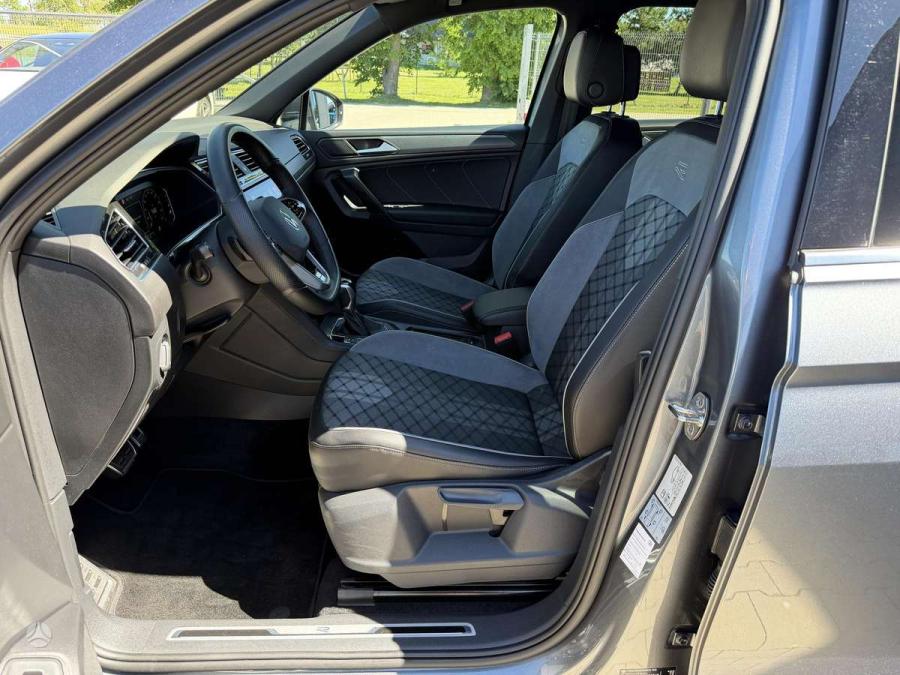 Pelēks Volkswagen Tiguan Allspace 2022 Šauļi, ar dzinēja tilpumu 1.50 L un nobraukumu 198 tūkst. km par 24990 €, foto 15 vietnē AUTOMOTO.COM.LV