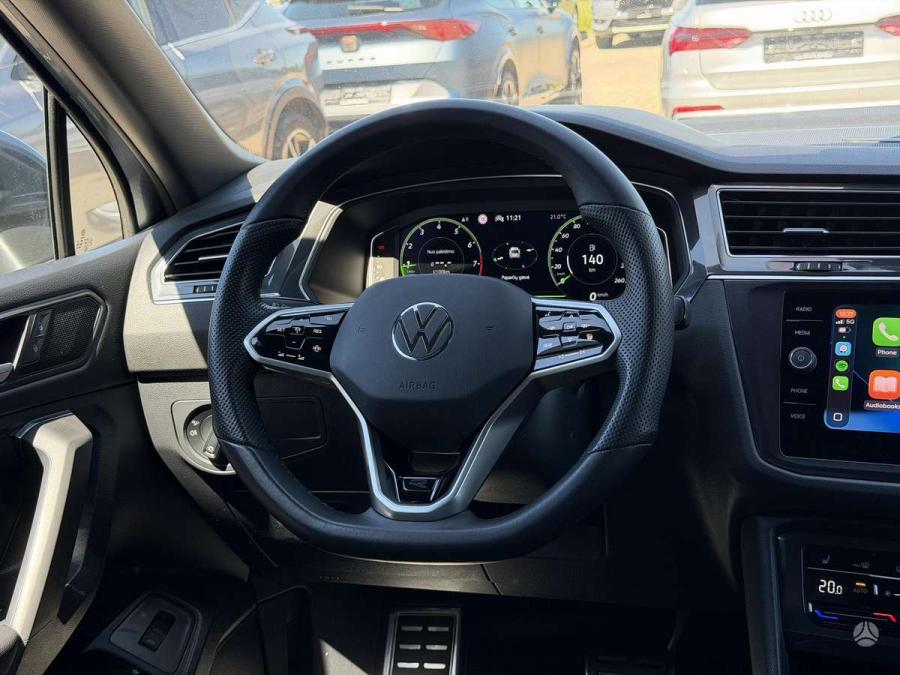 Pelēks Volkswagen Tiguan Allspace 2022 Šauļi, ar dzinēja tilpumu 1.50 L un nobraukumu 198 tūkst. km par 24990 €, foto 17 vietnē AUTOMOTO.COM.LV