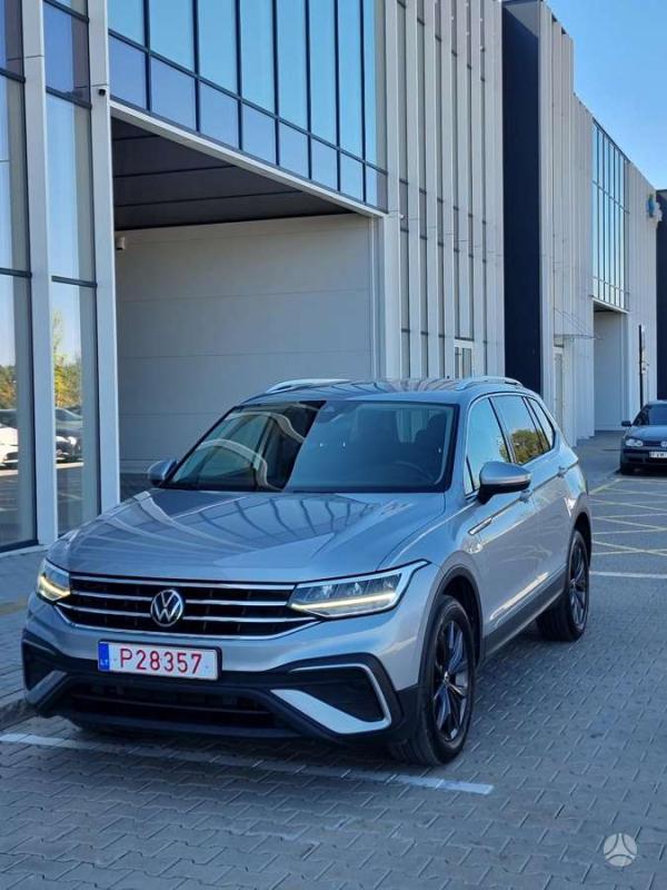 Серый Фольксваген Tiguan Allspace 2022 в Вильнюс, объемом двигателя 1.50 л и пробегом 188 тыс. км за 21700 €, фото 4 на AUTOMOTO.COM.LV