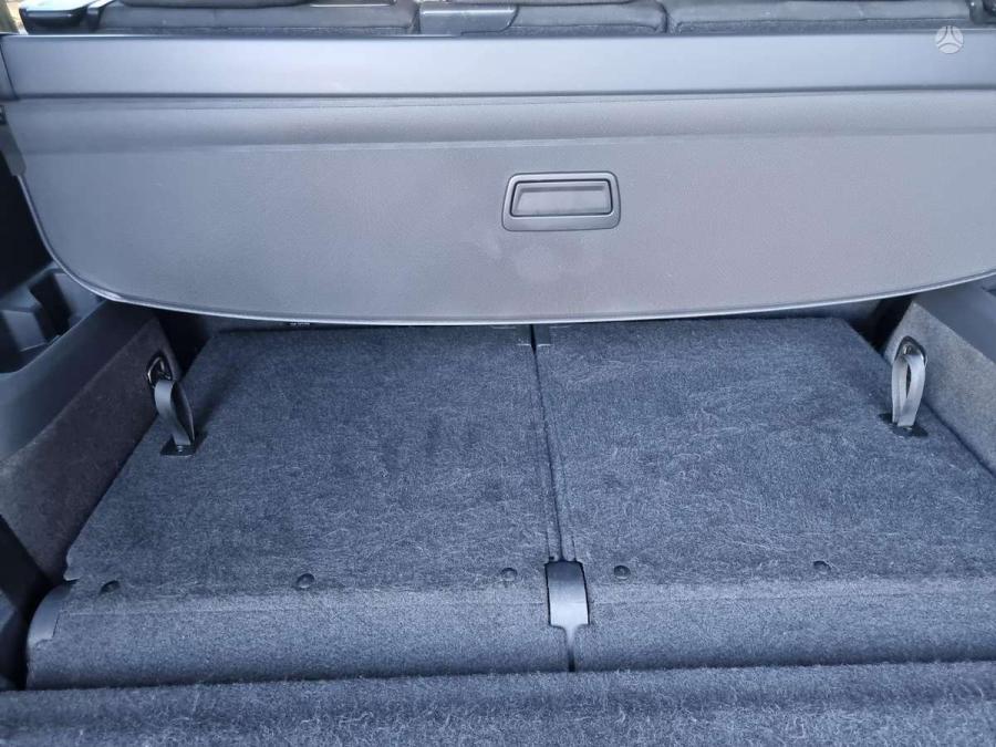 Pelēks Volkswagen Tiguan Allspace 2022 Viļņa, ar dzinēja tilpumu 1.50 L un nobraukumu 188 tūkst. km par 21700 €, foto 13 vietnē AUTOMOTO.COM.LV