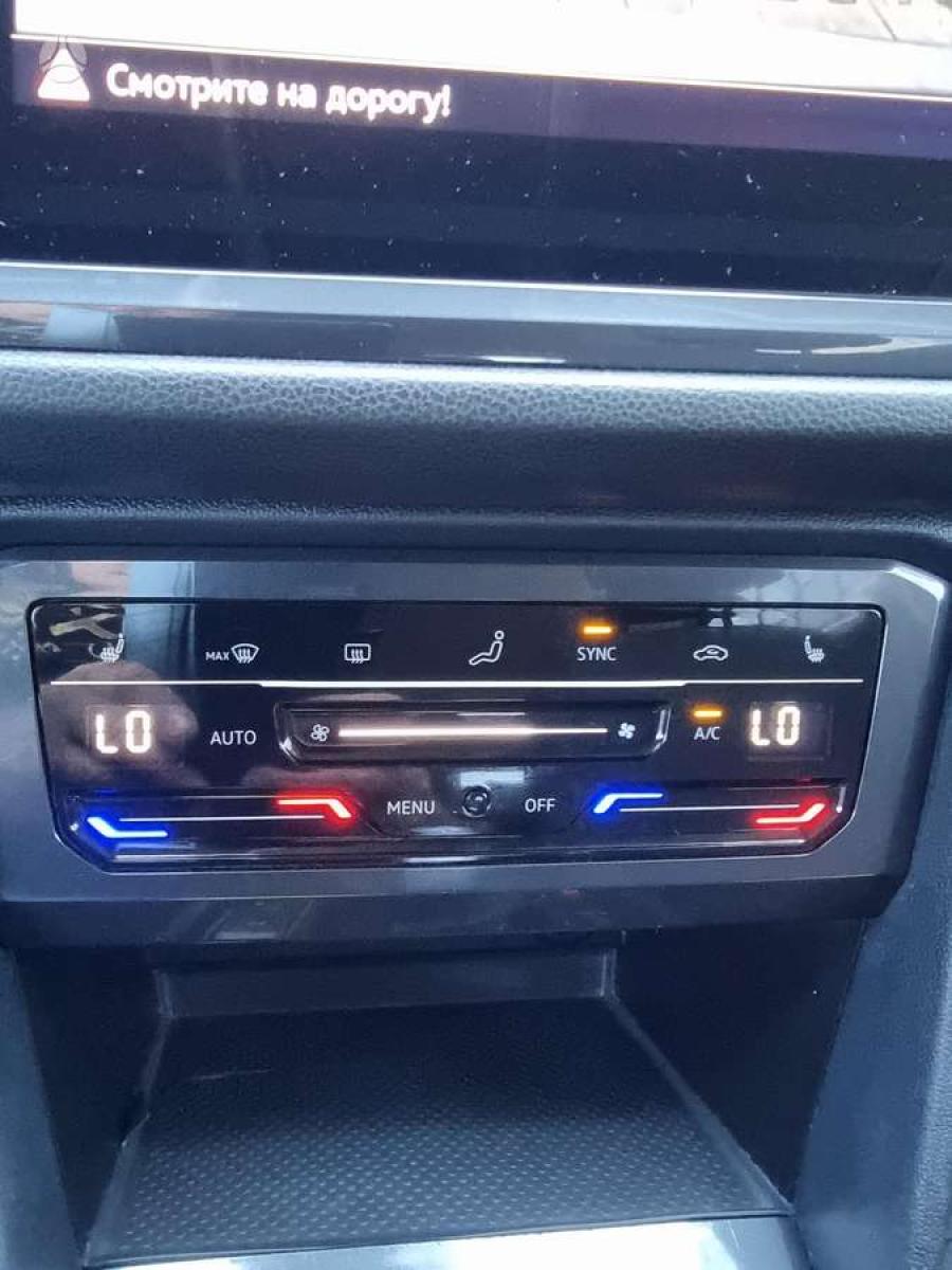 Pelēks Volkswagen Tiguan Allspace 2022 Viļņa, ar dzinēja tilpumu 1.50 L un nobraukumu 188 tūkst. km par 21700 €, foto 20 vietnē AUTOMOTO.COM.LV