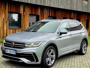 Grey Volkswagen Tiguan Allspace 2022 in Taurage, with an engine capacity of 1.97 L and mileage of 236 thousand km for 21800 €, photo 3 on AUTOMOTO.COM.LV