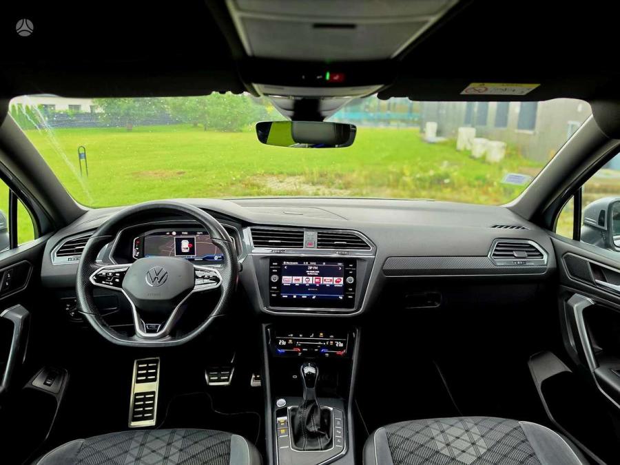Grey Volkswagen Tiguan Allspace 2022 in Taurage, with an engine capacity of 1.97 L and mileage of 236 thousand km for 21800 €, photo 22 on AUTOMOTO.COM.LV