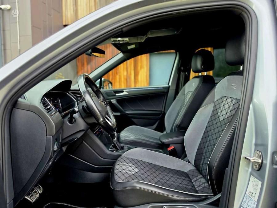 Grey Volkswagen Tiguan Allspace 2022 in Taurage, with an engine capacity of 1.97 L and mileage of 236 thousand km for 21800 €, photo 23 on AUTOMOTO.COM.LV