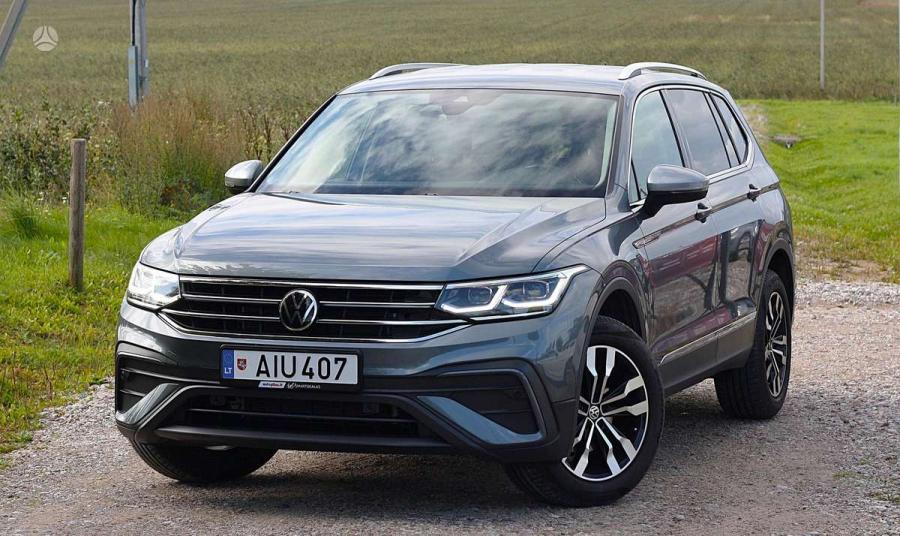 Серый Фольксваген Tiguan Allspace 2022 в Кретинга, объемом двигателя 1.50 л и пробегом 27 тыс. км за 28499 €, фото 1 на AUTOMOTO.COM.LV
