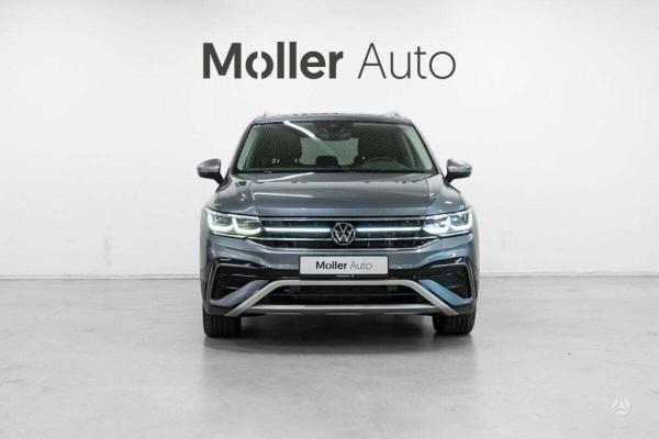 Серый Фольксваген Tiguan Allspace 2022 в Вильнюс, объемом двигателя 2.00 л и пробегом 130 тыс. км за 28900 €, фото 3 на AUTOMOTO.COM.LV