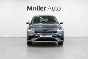 Pelēks Volkswagen Tiguan Allspace 2022 Viļņa, ar dzinēja tilpumu 2.00 L un nobraukumu 130 tūkst. km par 28900 €, foto 3 vietnē AUTOMOTO.COM.LV