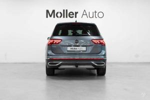 Pelēks Volkswagen Tiguan Allspace 2022 Viļņa, ar dzinēja tilpumu 2.00 L un nobraukumu 130 tūkst. km par 28900 €, foto 6 vietnē AUTOMOTO.COM.LV