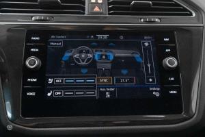 Pelēks Volkswagen Tiguan Allspace 2022 Viļņa, ar dzinēja tilpumu 2.00 L un nobraukumu 130 tūkst. km par 28900 €, foto 16 vietnē AUTOMOTO.COM.LV